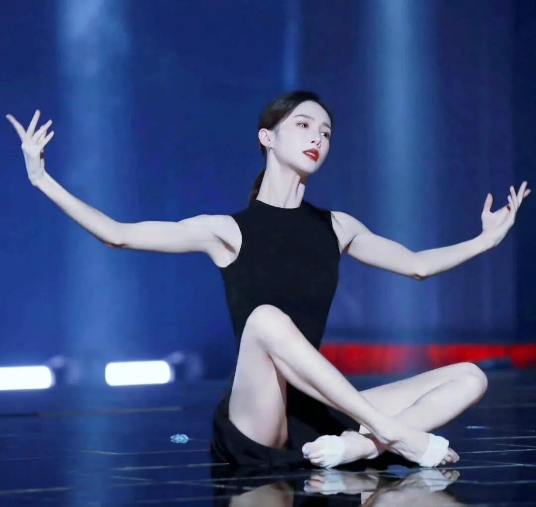 Jin Chen shows off her long legs in sportswear, so how do you evaluate ...