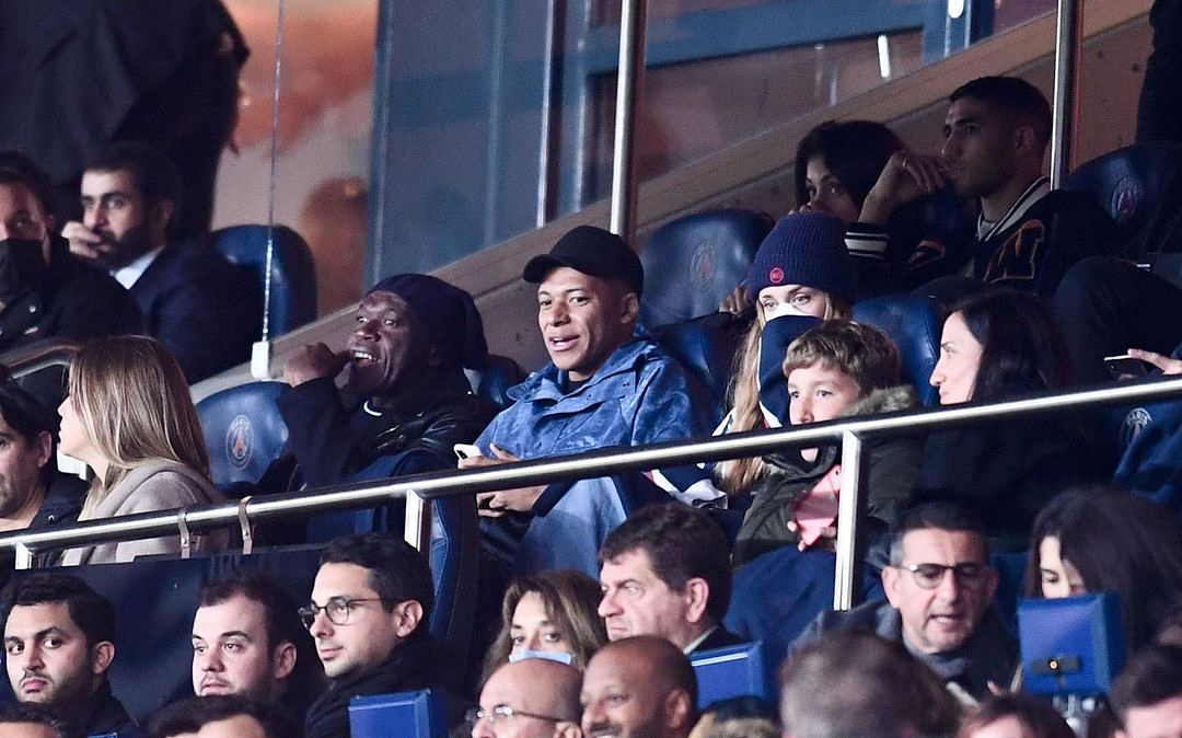 Mbappe's girlfriend was picked up!23-year-old French student part-time ...