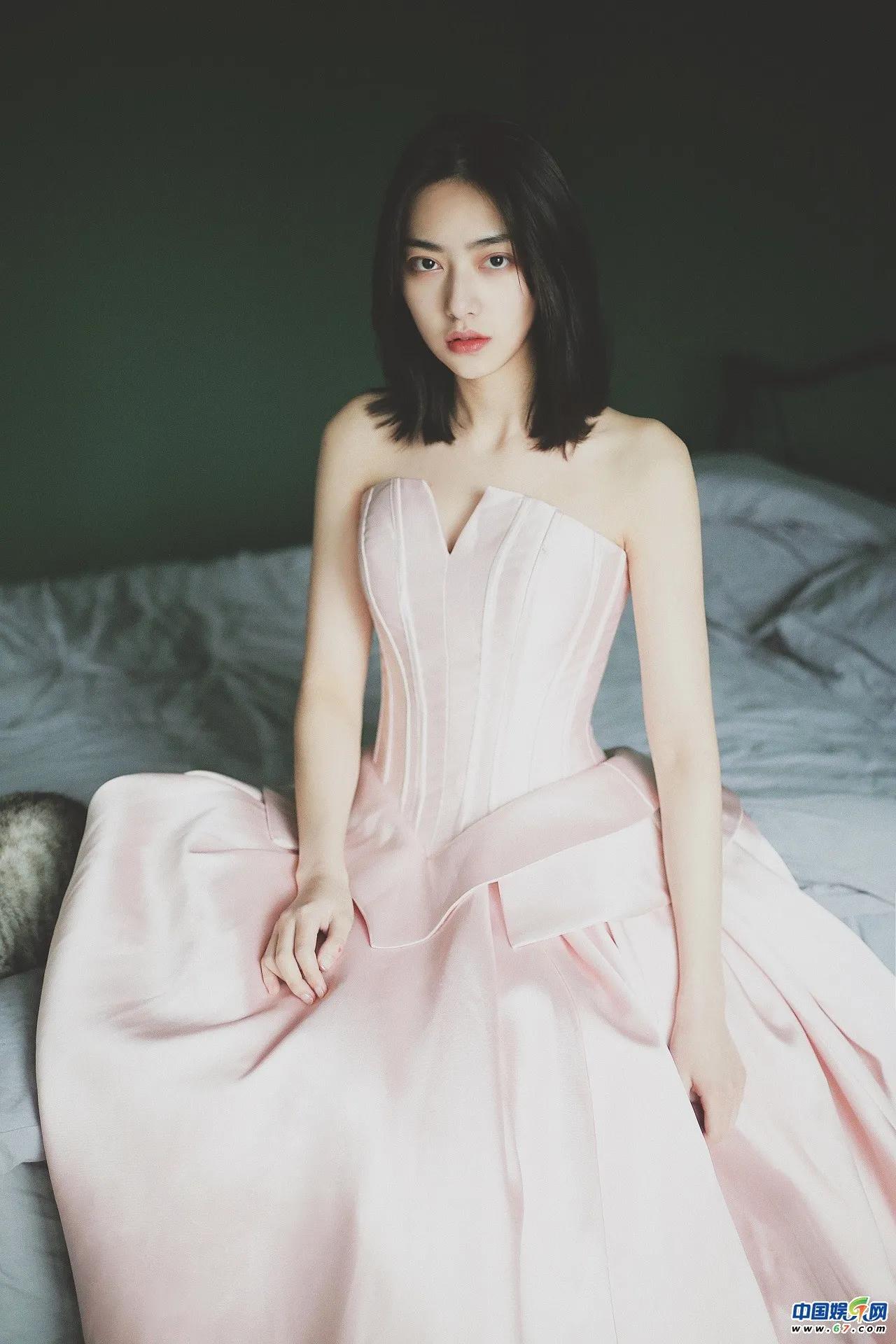 Wang Ruoshan's beautiful pictures - iNEWS