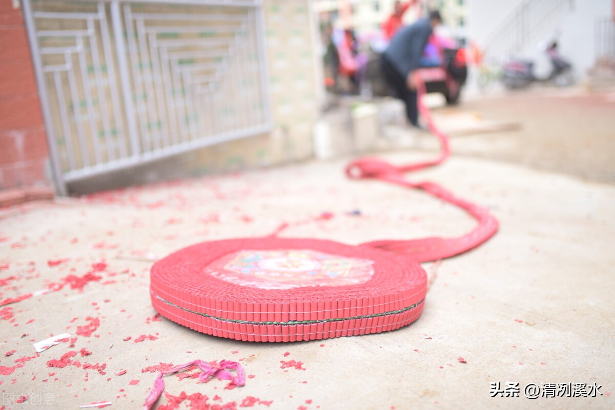 Those things in those years (1) The taste of the new year in the sound ...