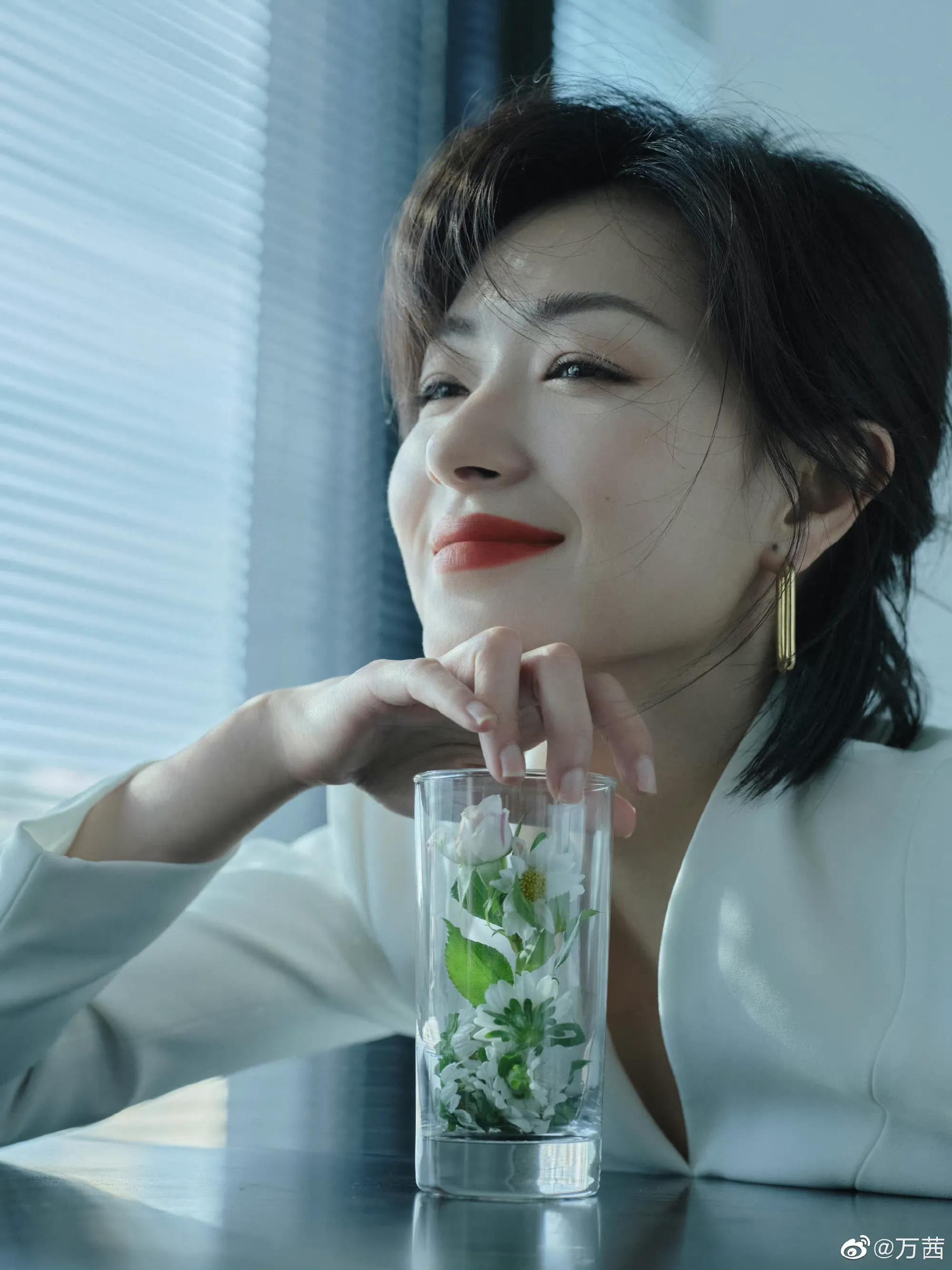 Beautiful pictures of Wan Qian - iNEWS