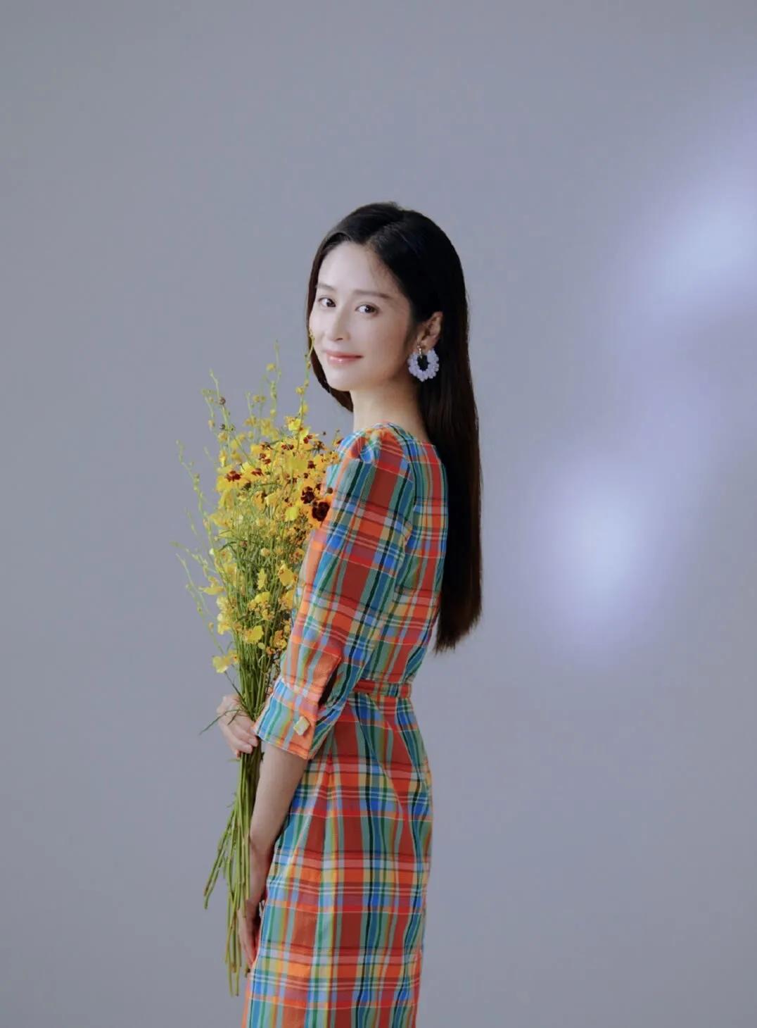 Beauty star Yinger photo - iNEWS