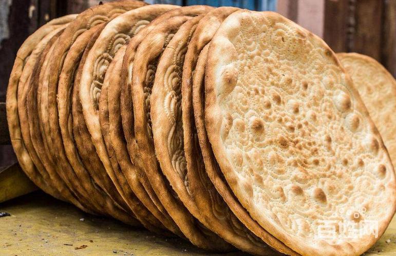 Xinjiang naan cakes are better than bread, but not many people sell ...