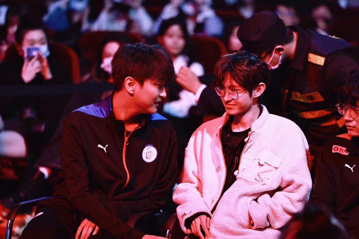 Hero won, XYG won, AG became the only "0-win" team in the second round of KPL, Feifei was about ...