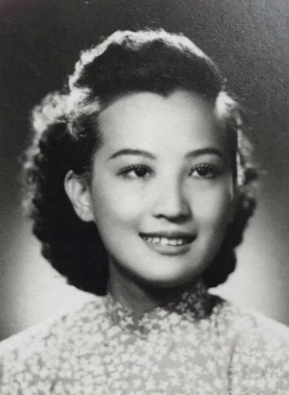 "Queen of Songs" Zhou Xuan: She was abducted and sold by her uncle at ...