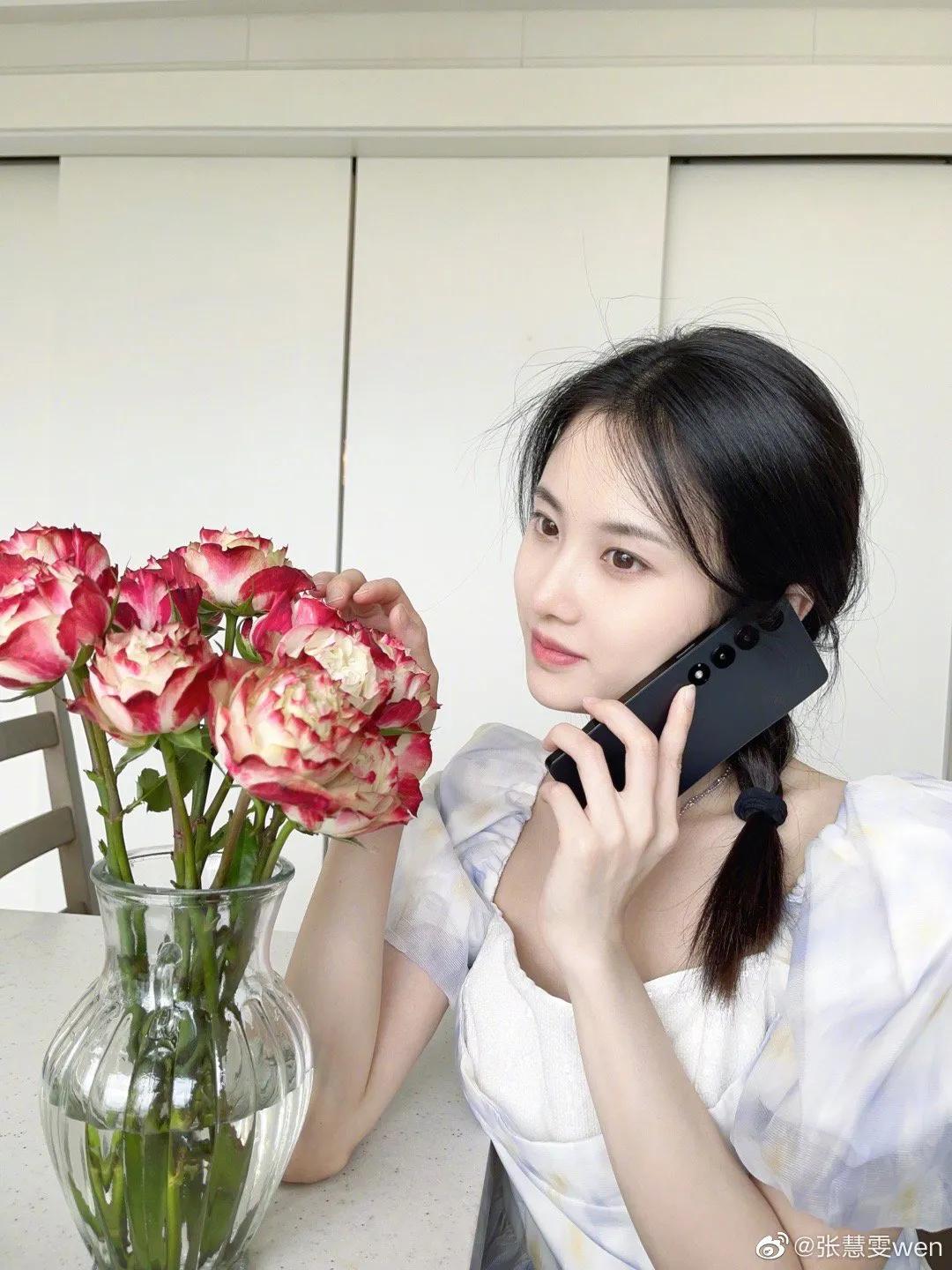 Zhang Huiwen Meitu Issue 15 - iNEWS