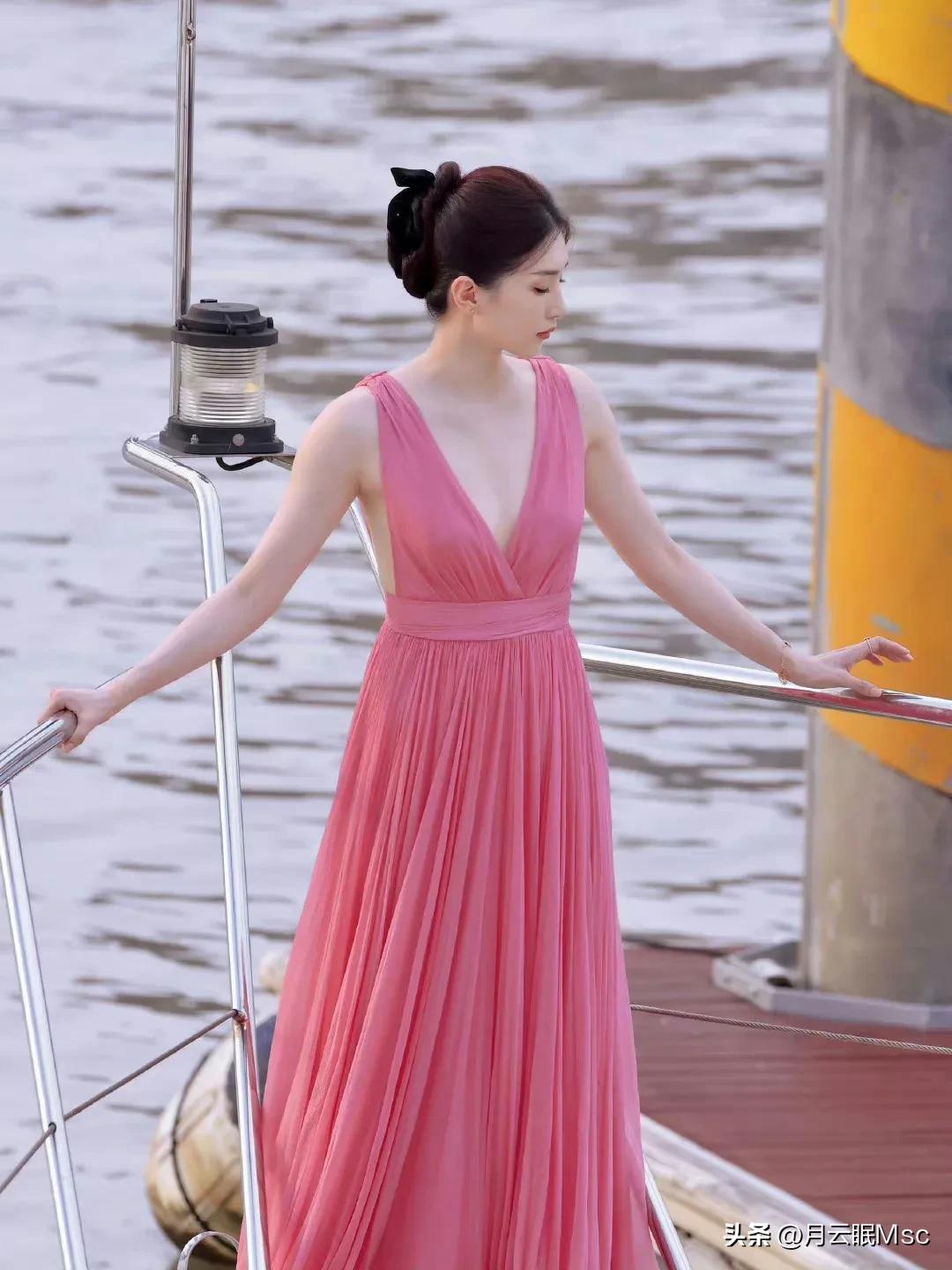The beauty of Jiang Shuying lies in the high-end style exuded from the ...