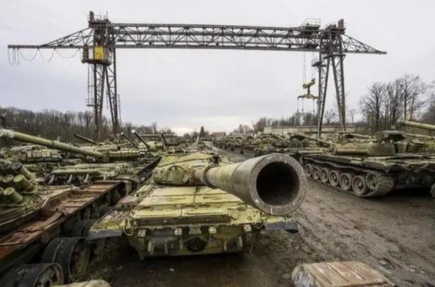 How powerful was the Soviet military at its peak?"81 Military Exercise ...