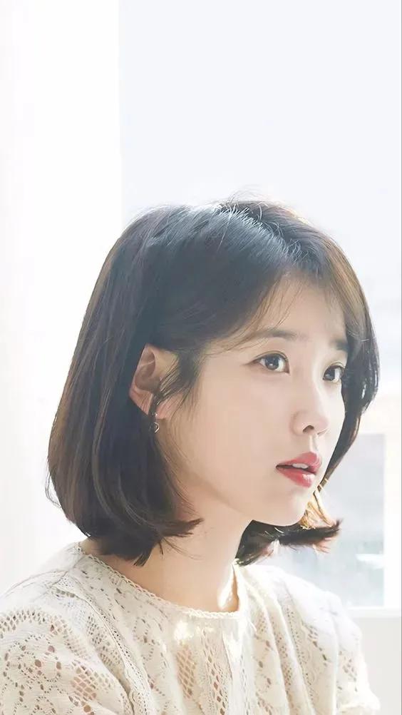 South Korea's "National Sister" IU (Lee Ji-eun) - iNEWS