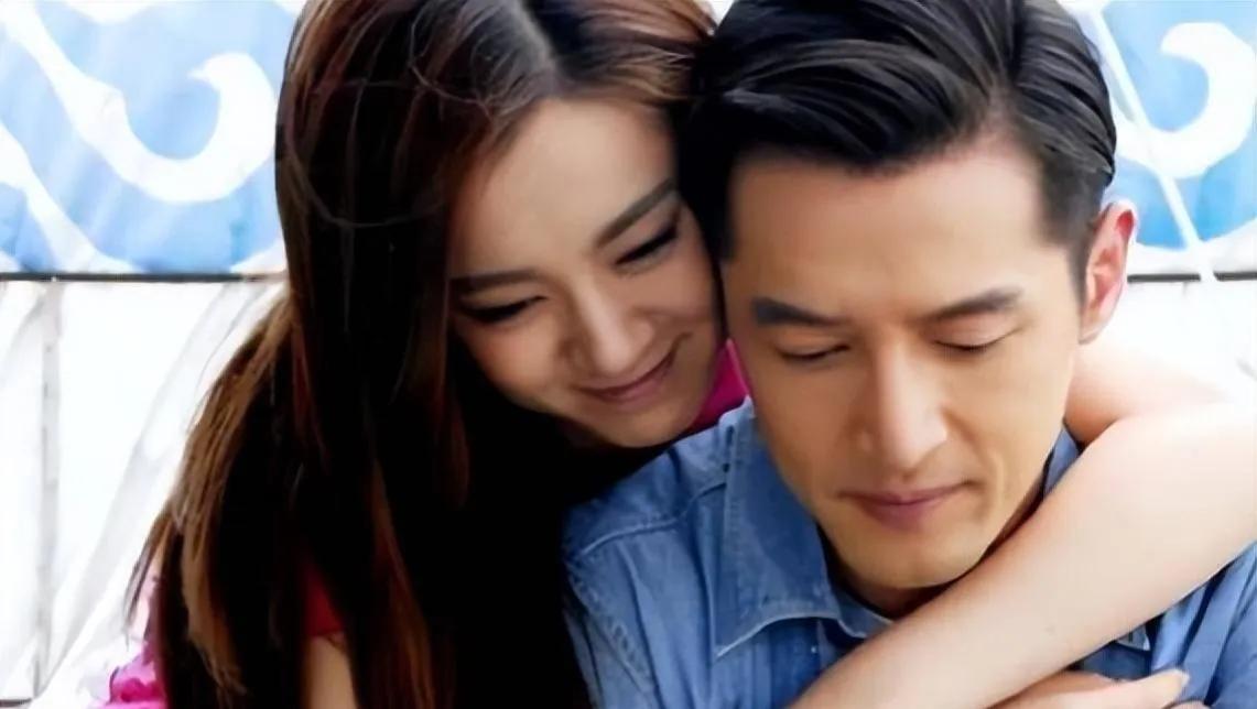 Hu Ge got married! Who is the wife with diamond hair? Show off your ...