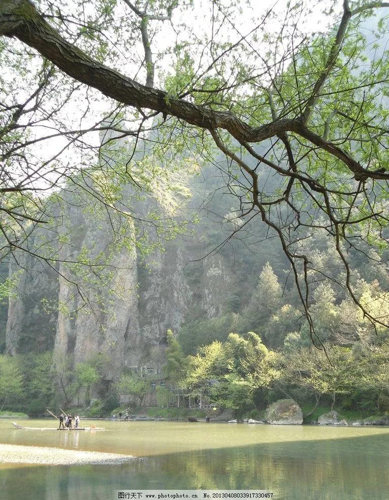 Outside the Shenyuan Garden - Reading the joys and sorrows of Lu You ...