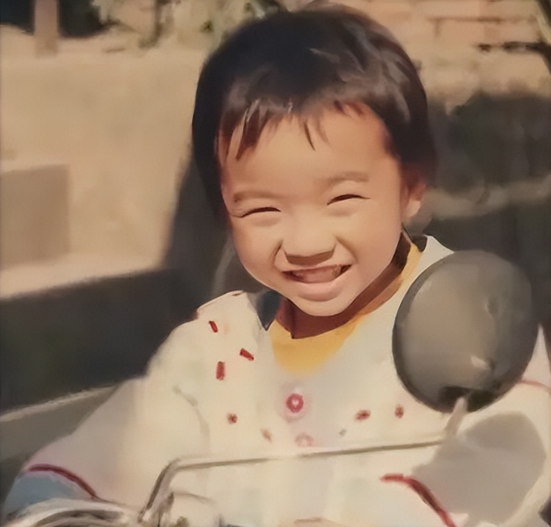 Hua Chenyu revealed that his mother was suffering from cancer. He was very happy to accompany ...