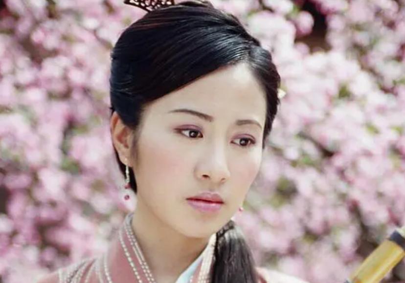 42-year-old Michelle Ye suspected of plastic surgery, pretending to be ...