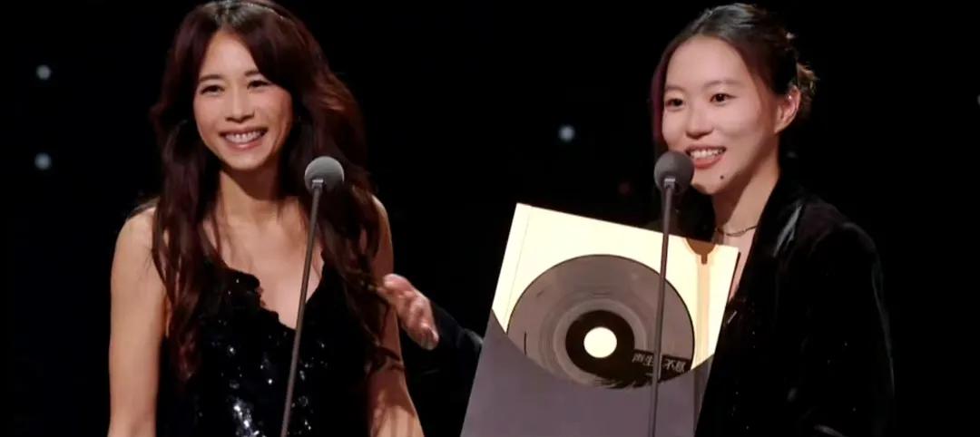 Dou Jingtong was ridiculed for not being as good-looking as Faye Wong ...