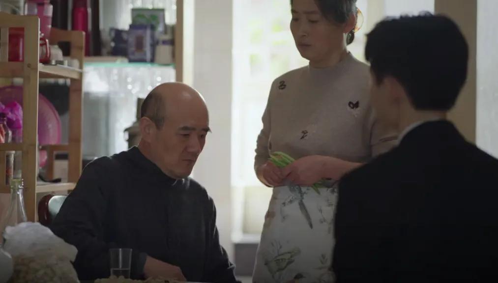 The most annoying rogue parents in "The Bottom Line" appeared, and Zhou ...