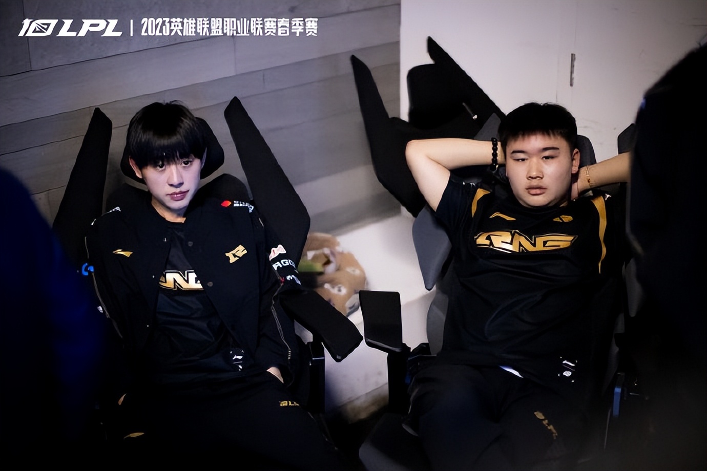 Xiao Ming returned to RNG and returned to the top, and the five-game winning streak against AL ...