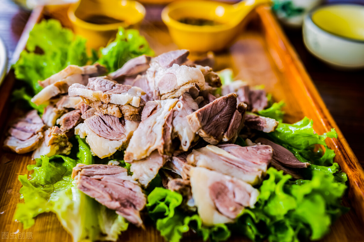 In the northwest, the quality of mutton can be verified by boiling it ...