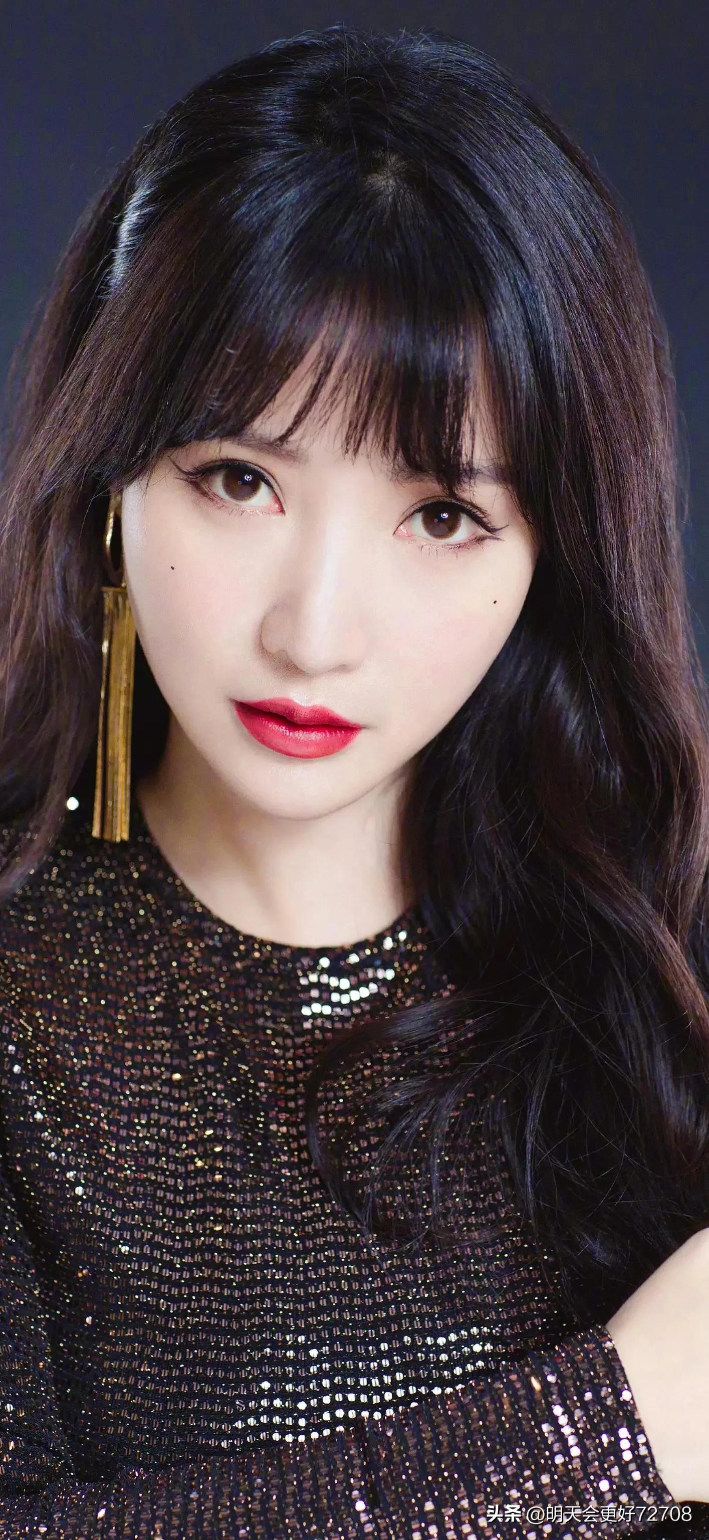 Share pictures: Liu Yan's stunning photo shoot - iNEWS