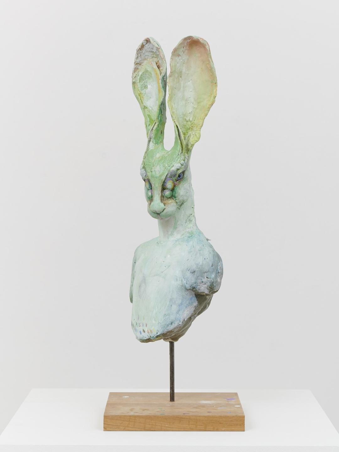 I can't be the only one who is afraid of the series, this sculpture has ...