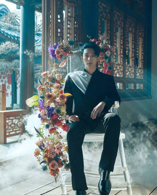 "Yaoxuan" CP smashed candy! Yang Zi and Zhang Wanyi take a photo shoot ...