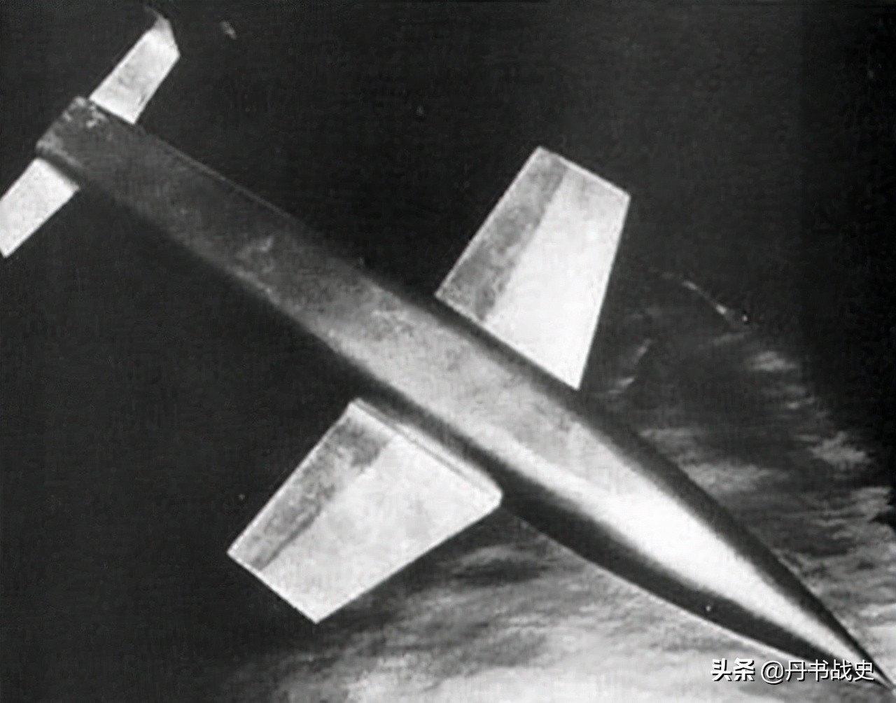 The German "Silver Bird" aerospace bomber of World War II, a product ...