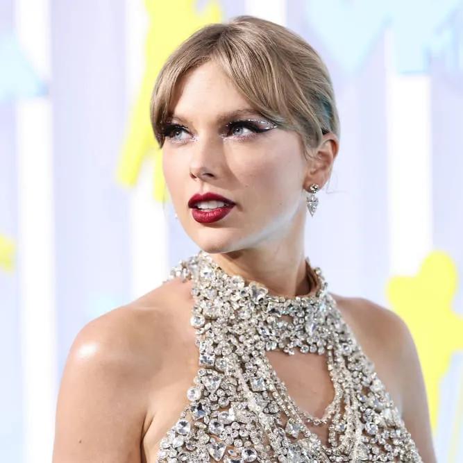 Taylor Swift Oscar de la Renta's Mini Dresses Sparkle Chic Taylor Swift ...