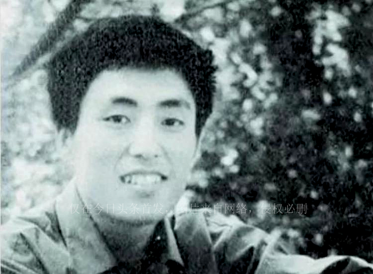 After 9 years with Xiao Hua and 8 years with Gong Li, why did Zhang ...