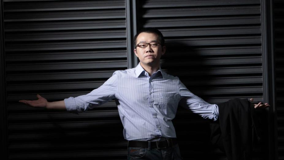 "He hurt me the night I was 19", many male stars were accused of ...