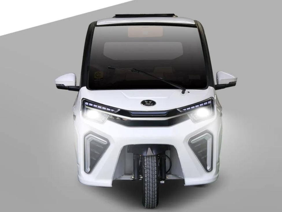 Zongshen launched a multi-functional three-wheel pickup, which can be ...