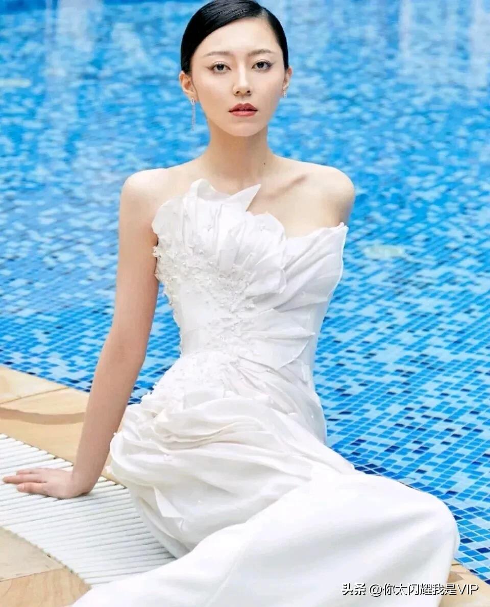 Huang Mengying's beautiful pictures - iNEWS