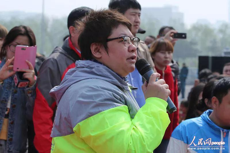 Han Hong's new song album "The Theater of the World" is on the line ...