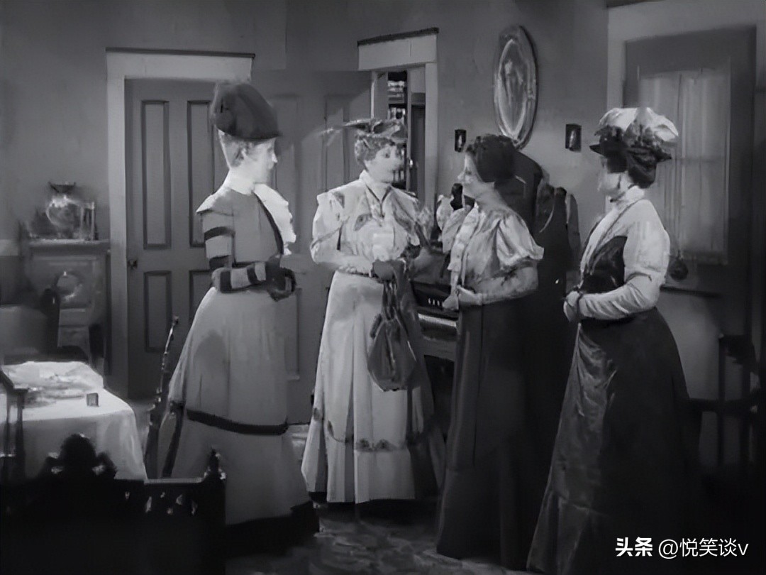 Director's Style and Narrative Technique in the Movie "High Aspirations ...