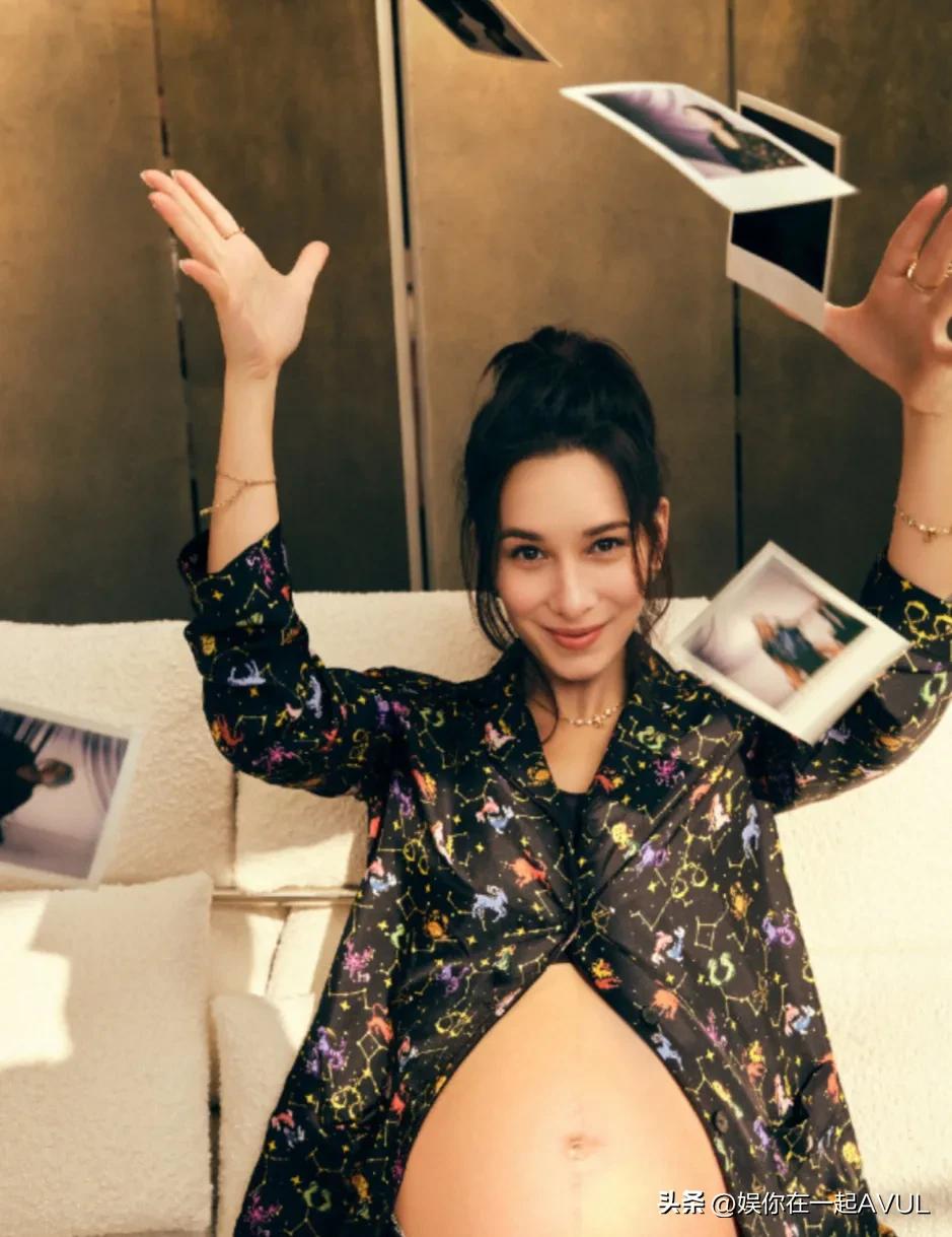 Han Geng posted three photos of the family, officially announced that ...