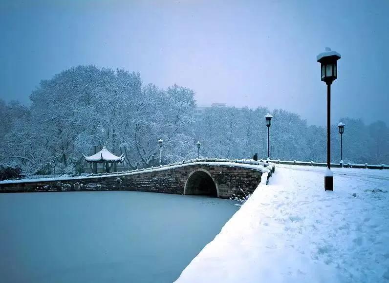 "Ancient Poems" compose ancient poems and write Xiling, Hangzhou - iNEWS