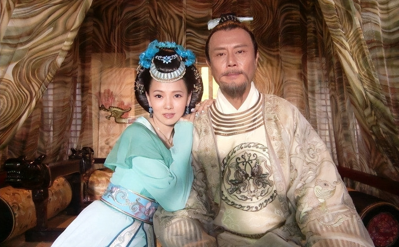 Why did Emperor Li Xian willingly give up the throne to Tang Xuanzong ...