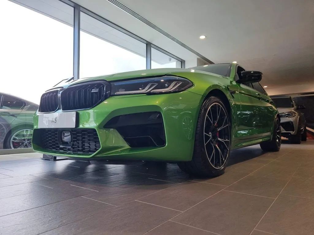 Java Green BMW M5, the violent gentleman is no longer low-key - iNEWS