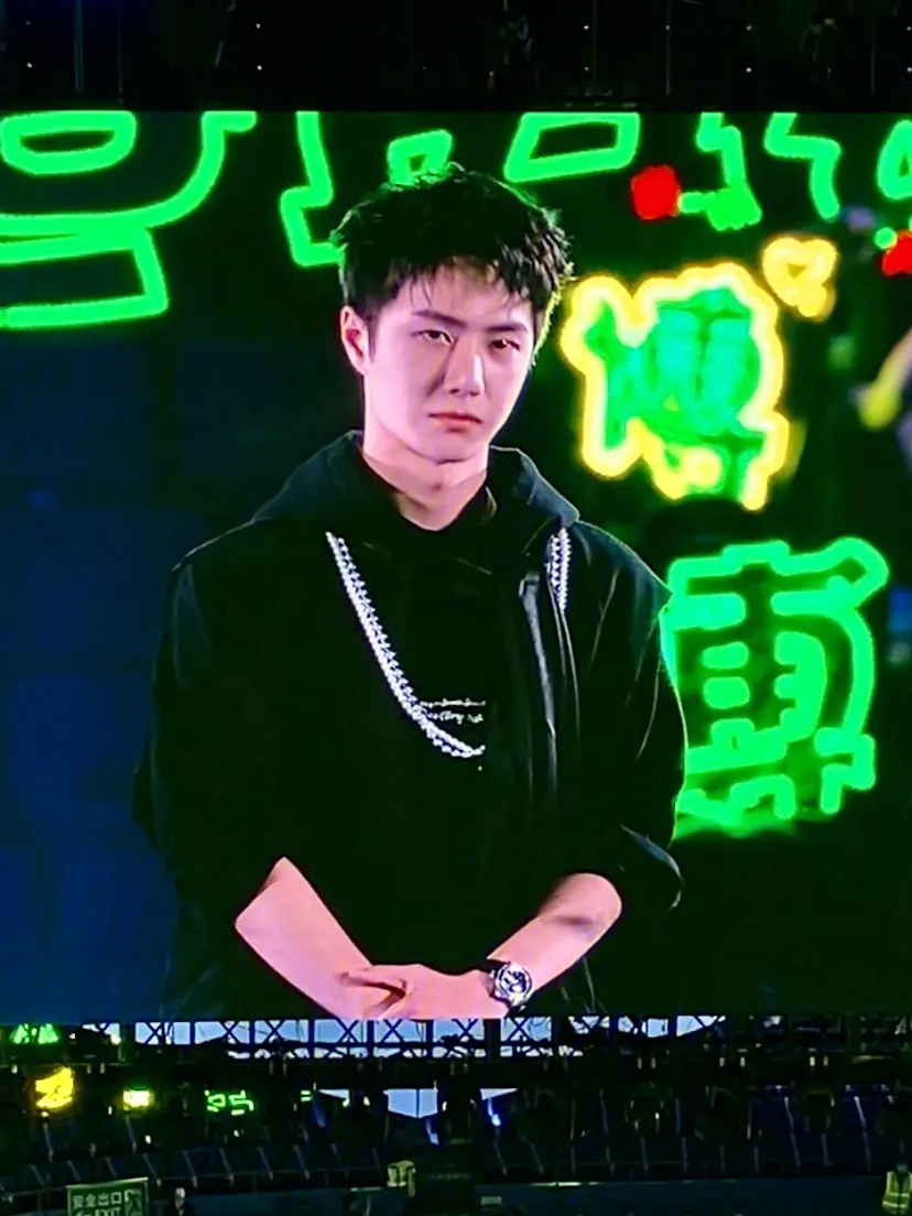 Dapeng revealed the details, Wang Yibo went through the crying scene ...