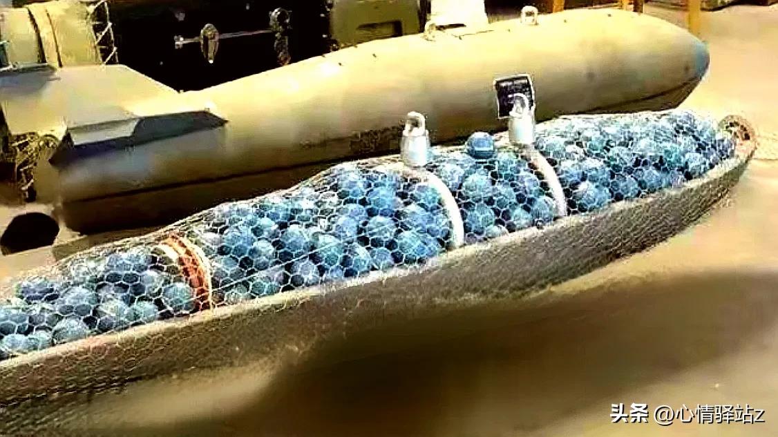 Brief introduction of American "cluster" bombs, bombardment of "Gulf ...