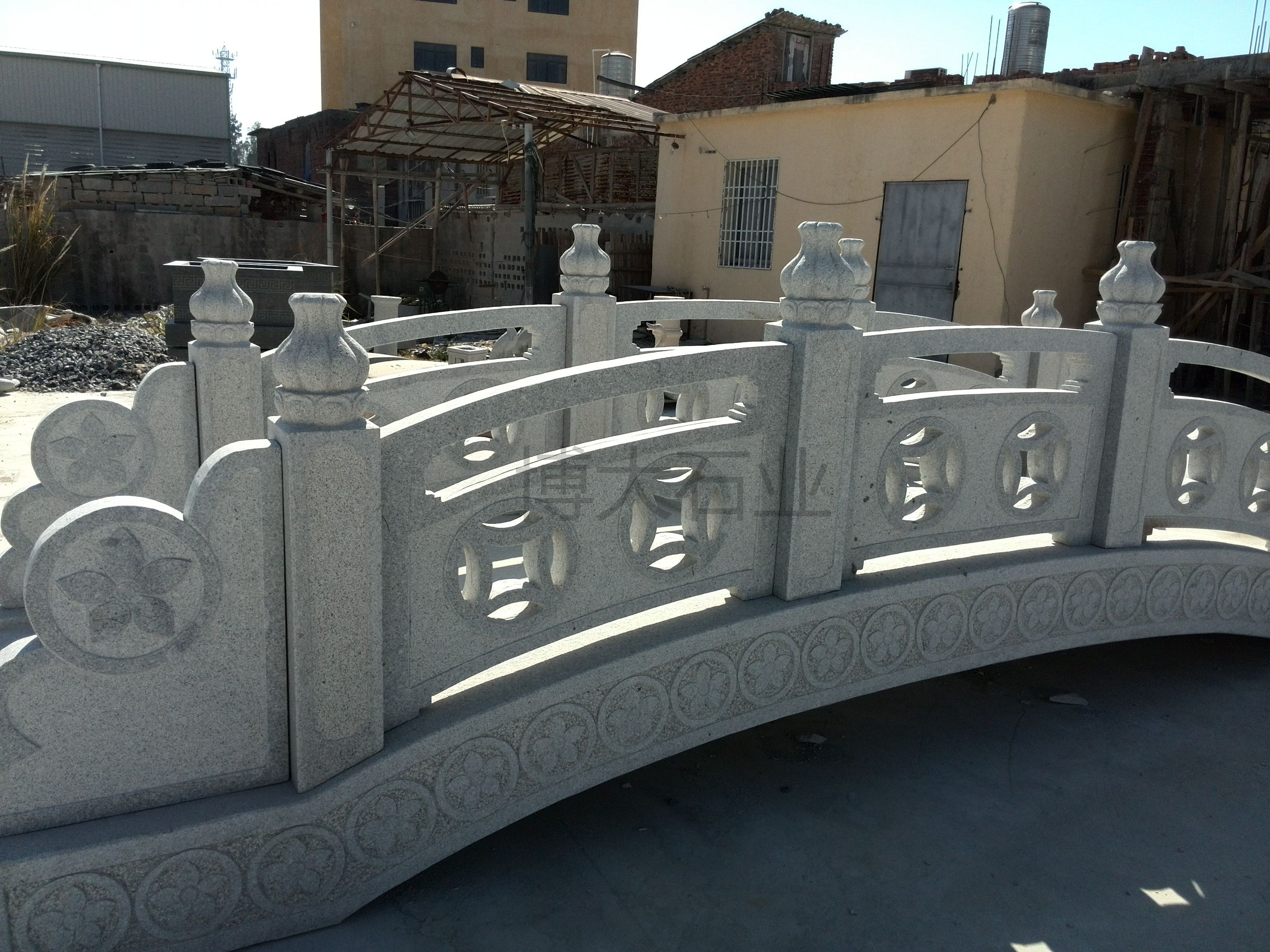The architectural beauty of the stone arch bridge - iNEWS