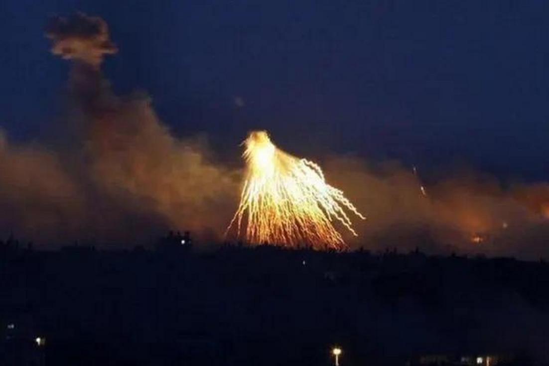 How terrible are thermite bombs? The high temperature of 3000 degrees ...