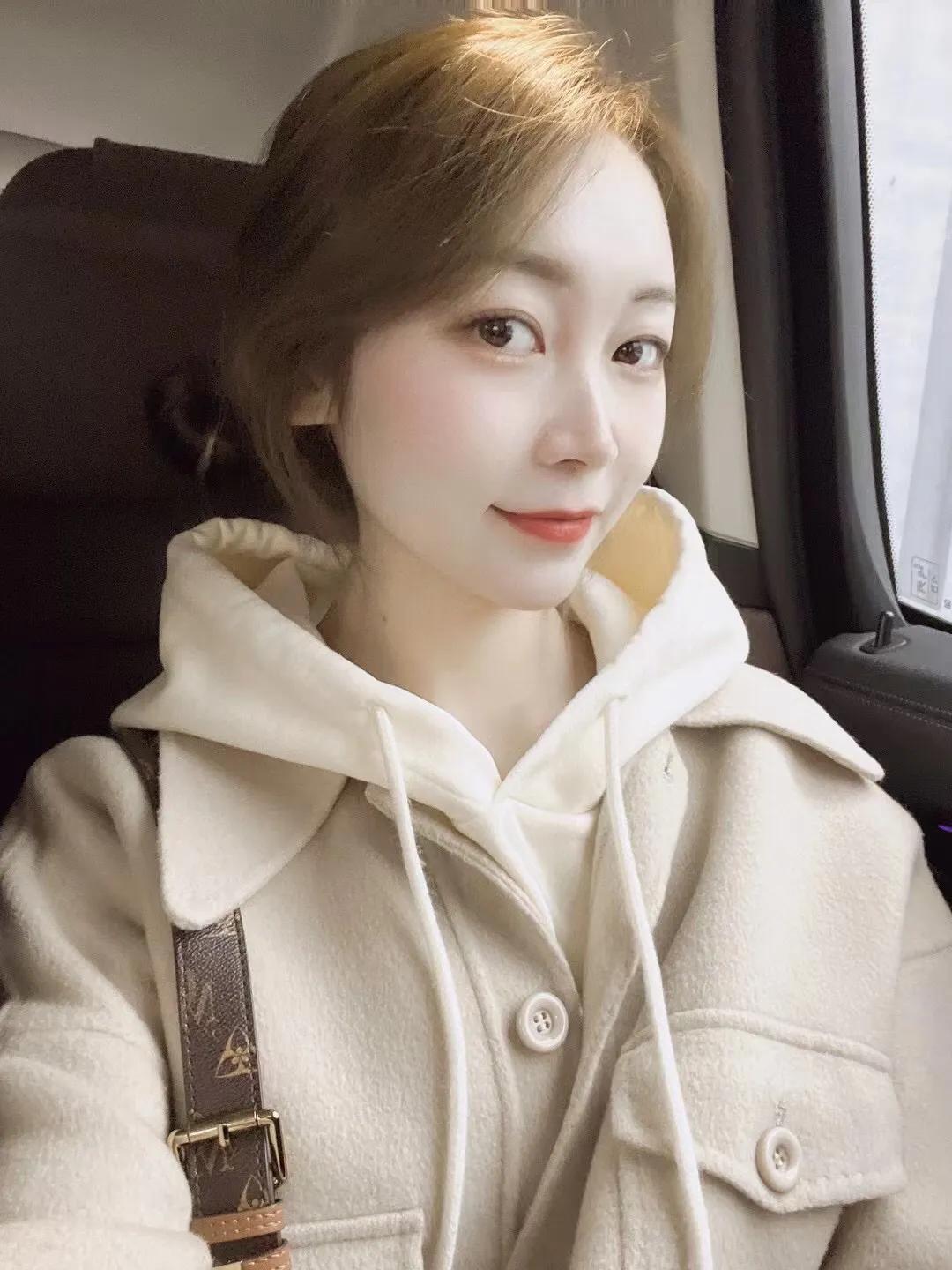 Wu Xiaohan Liu Ziying Lan Yuying PINK. Xiaolei Xu Mingyue Xiao Yu - iNEWS