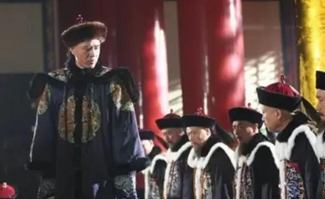 What was the life experience of the shortest-lived Emperor Tongzhi in ...