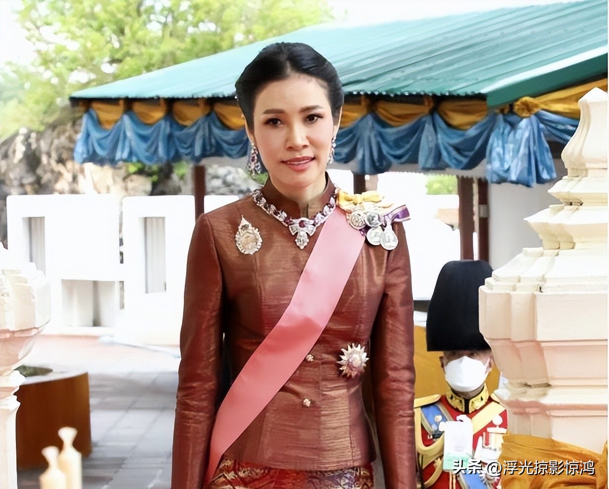 The mythical beast princess Sirivan went to Europe, and the silly concubine Nina didn't seize ...