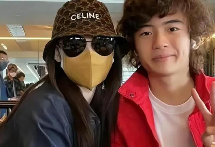 Cecilia Cheung's eldest son, whose appearance is controversial, whose ...