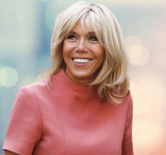 Good luck Brigitte!The 3 children are very filial, the ex-husband is ...