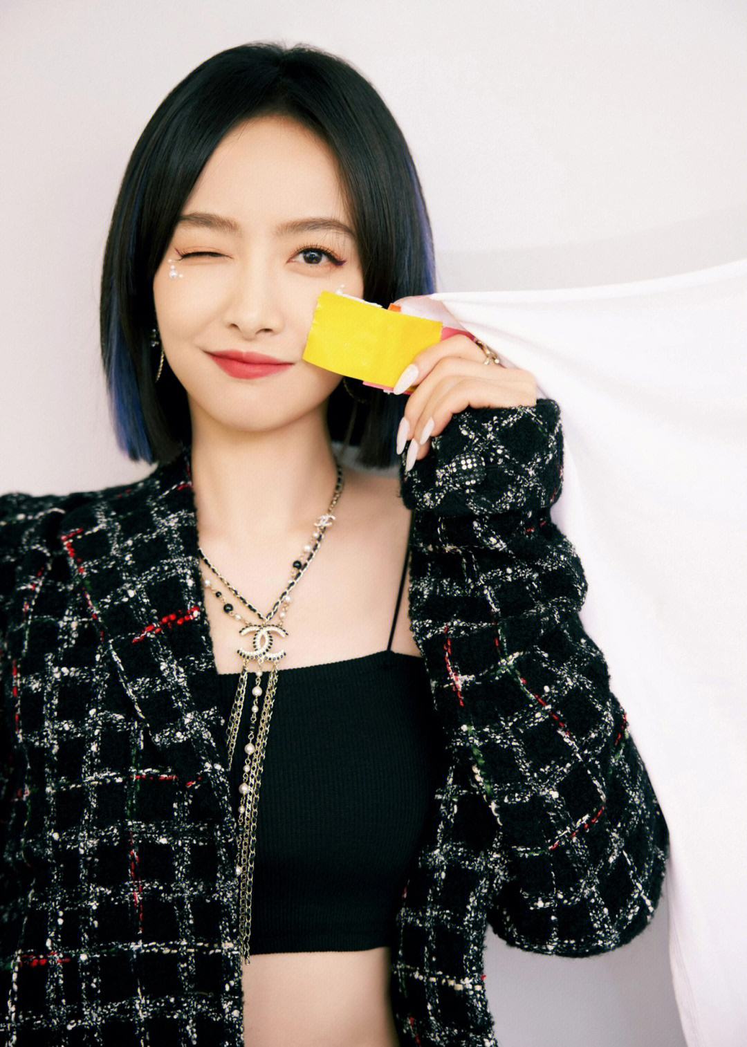 Song Qian and Qin Lan: the collision and uniqueness in urban dramas of ...