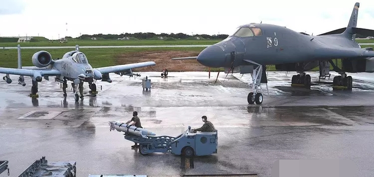 Advanced decoy bombs have been discovered on the Russian-Ukrainian ...