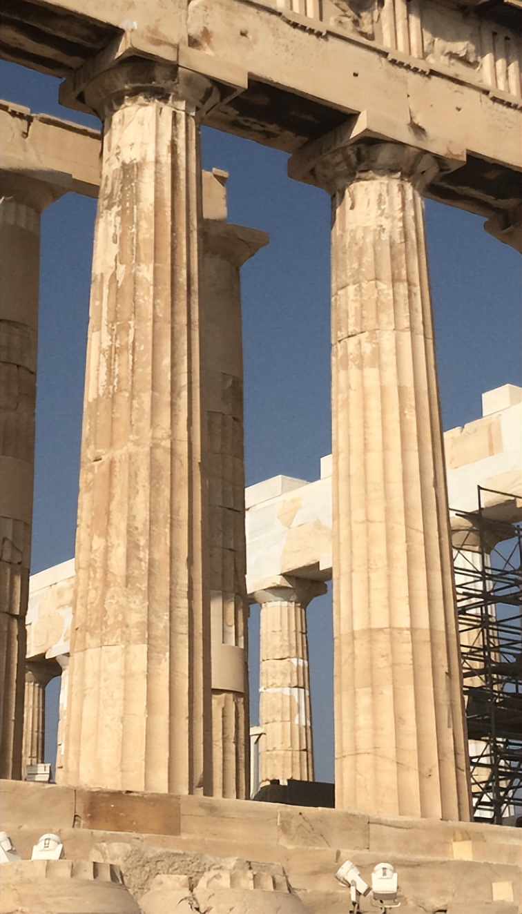 Architectural studies of the Parthenon, features of temple architecture ...