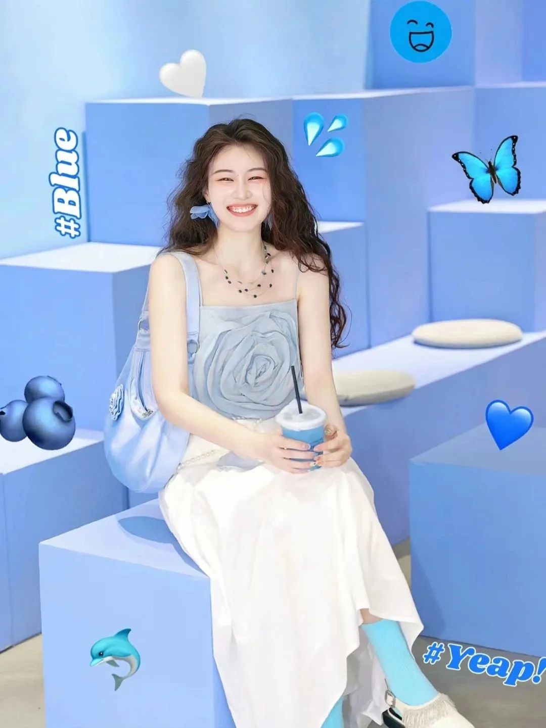 Little ck is long out of date! These 3 bags are small and high-end, so ...