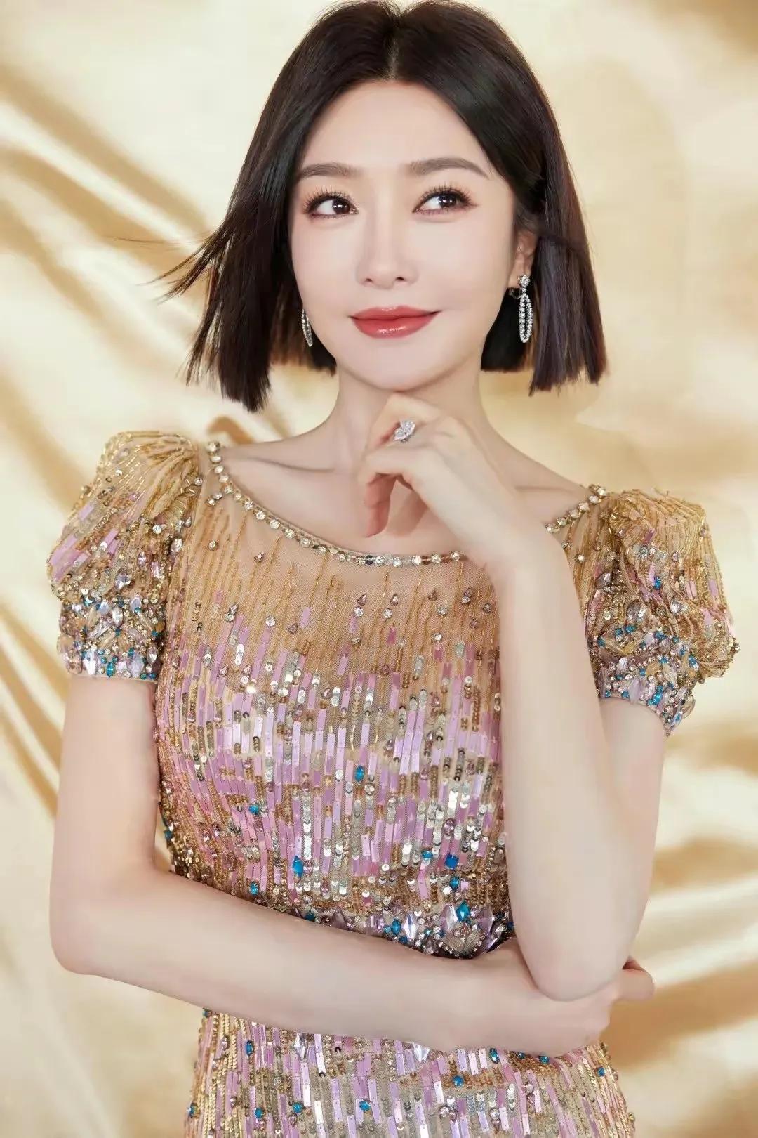 The radiant Qin Lan - iMedia